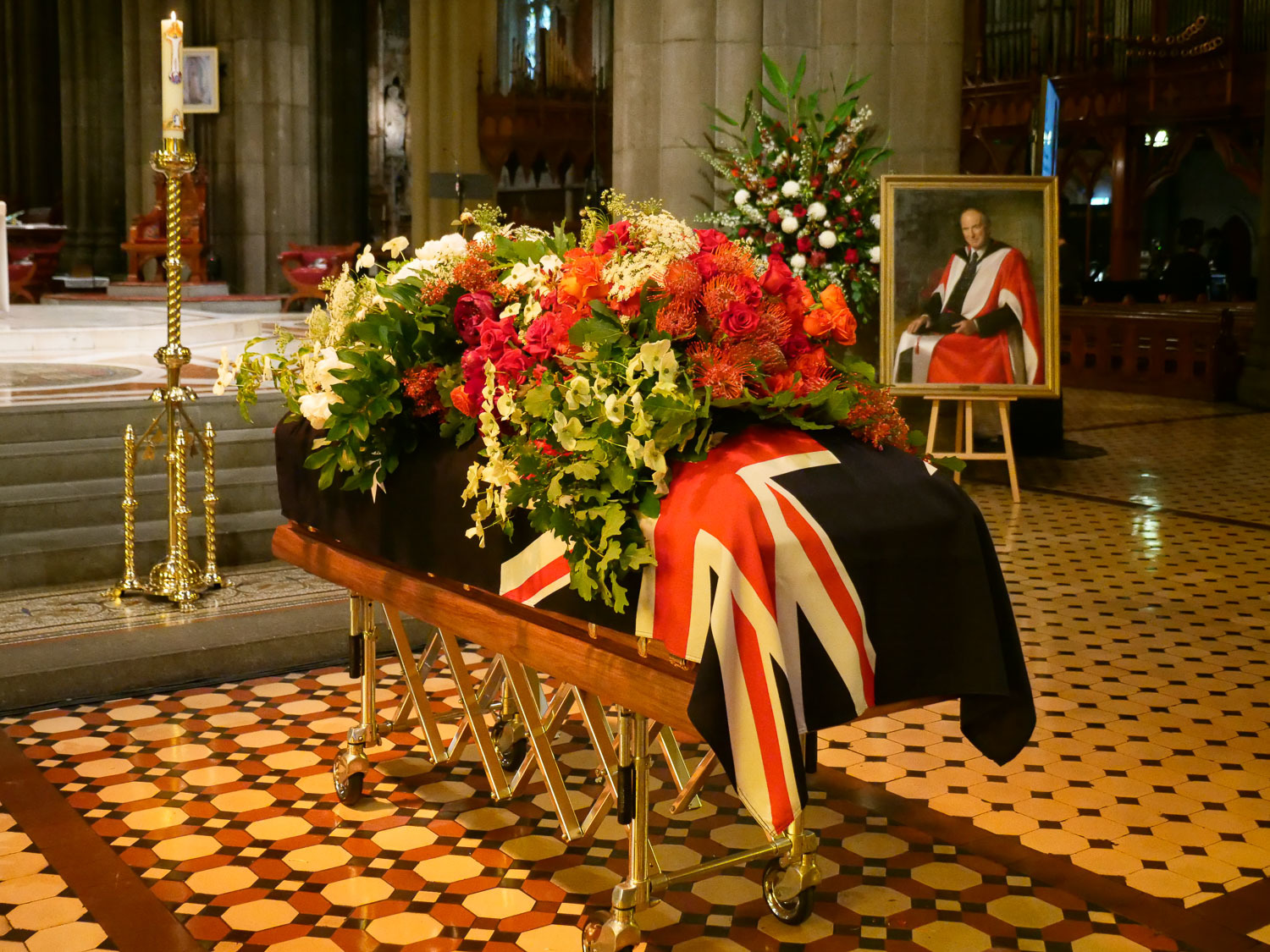 A man of unwavering faith: Vale Sir James Gobbo | Melbourne Catholic