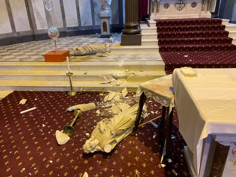 Earthquake damages 80-year-old marble statues | Melbourne Catholic