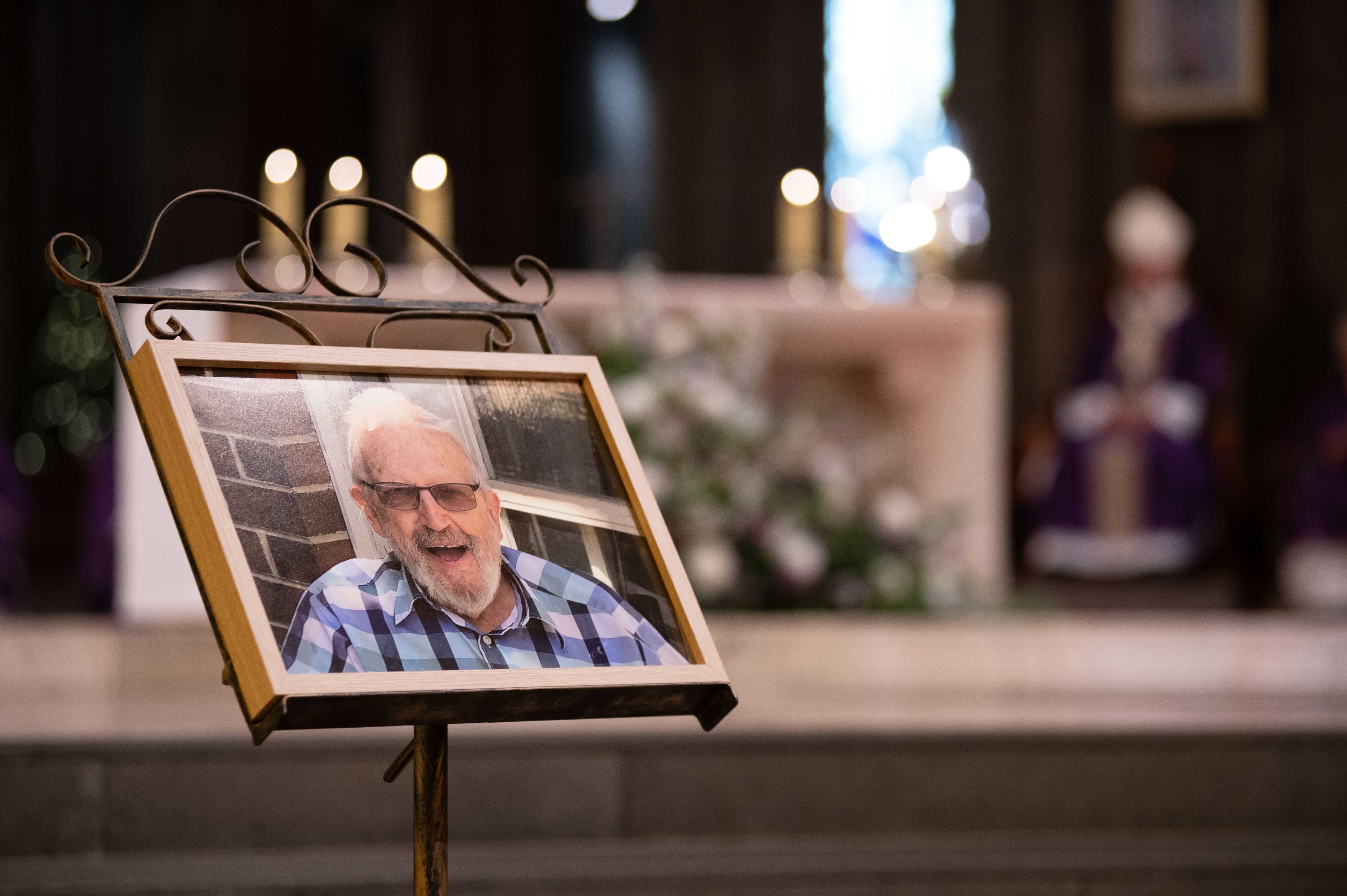 Friends and family farewell Fr Gerard Dowling… | Melbourne Catholic