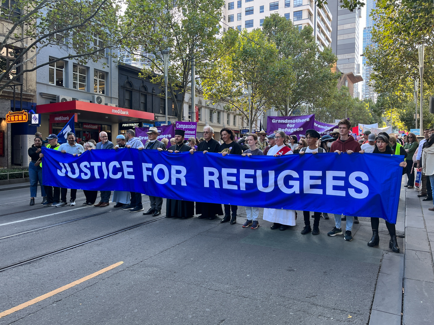 Hundreds gather on Palm Sunday for annual Walk… | Melbourne Catholic
