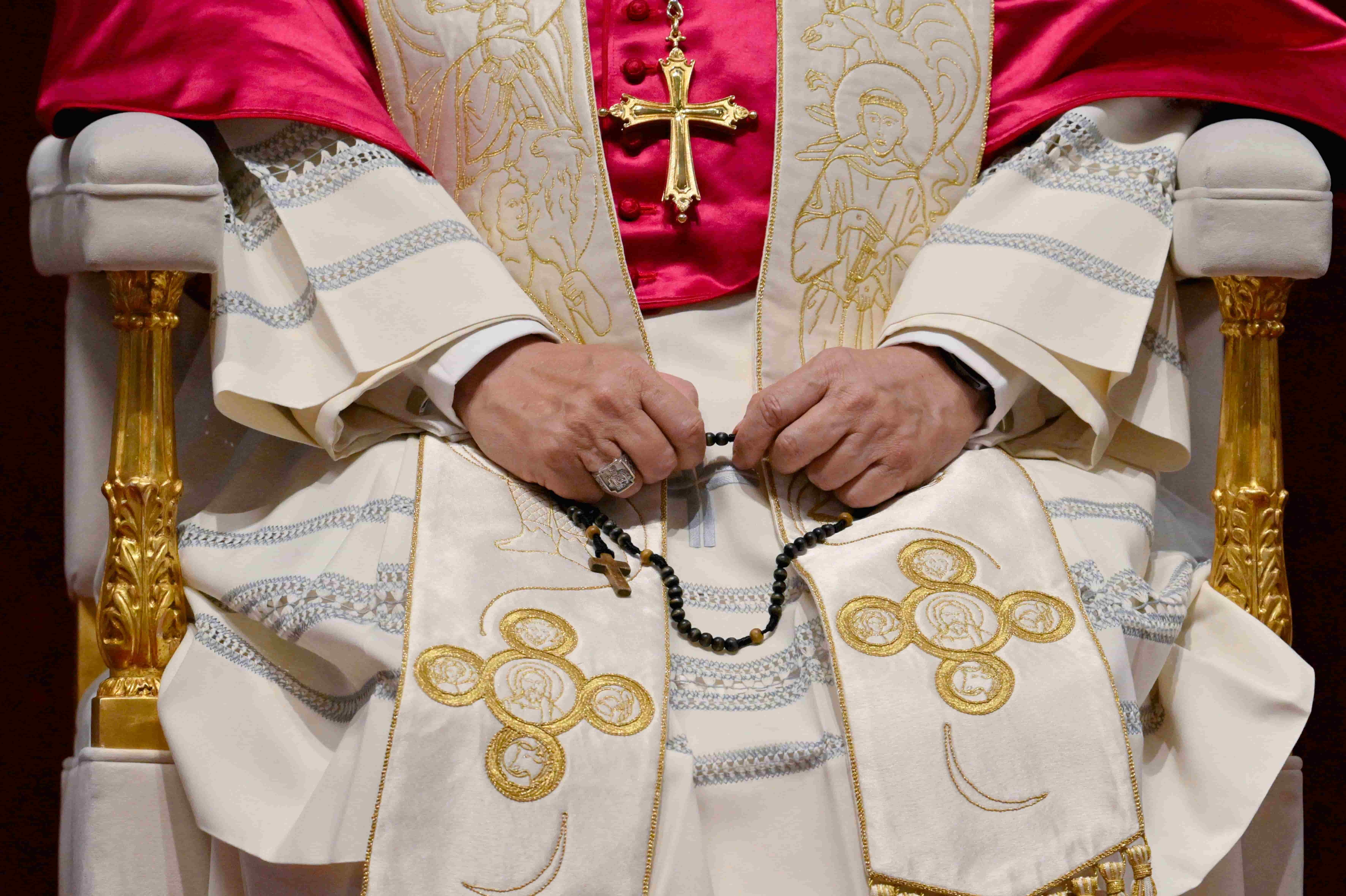 Pope Leo asks Catholics worldwide to pray rosary… | Melbourne Catholic