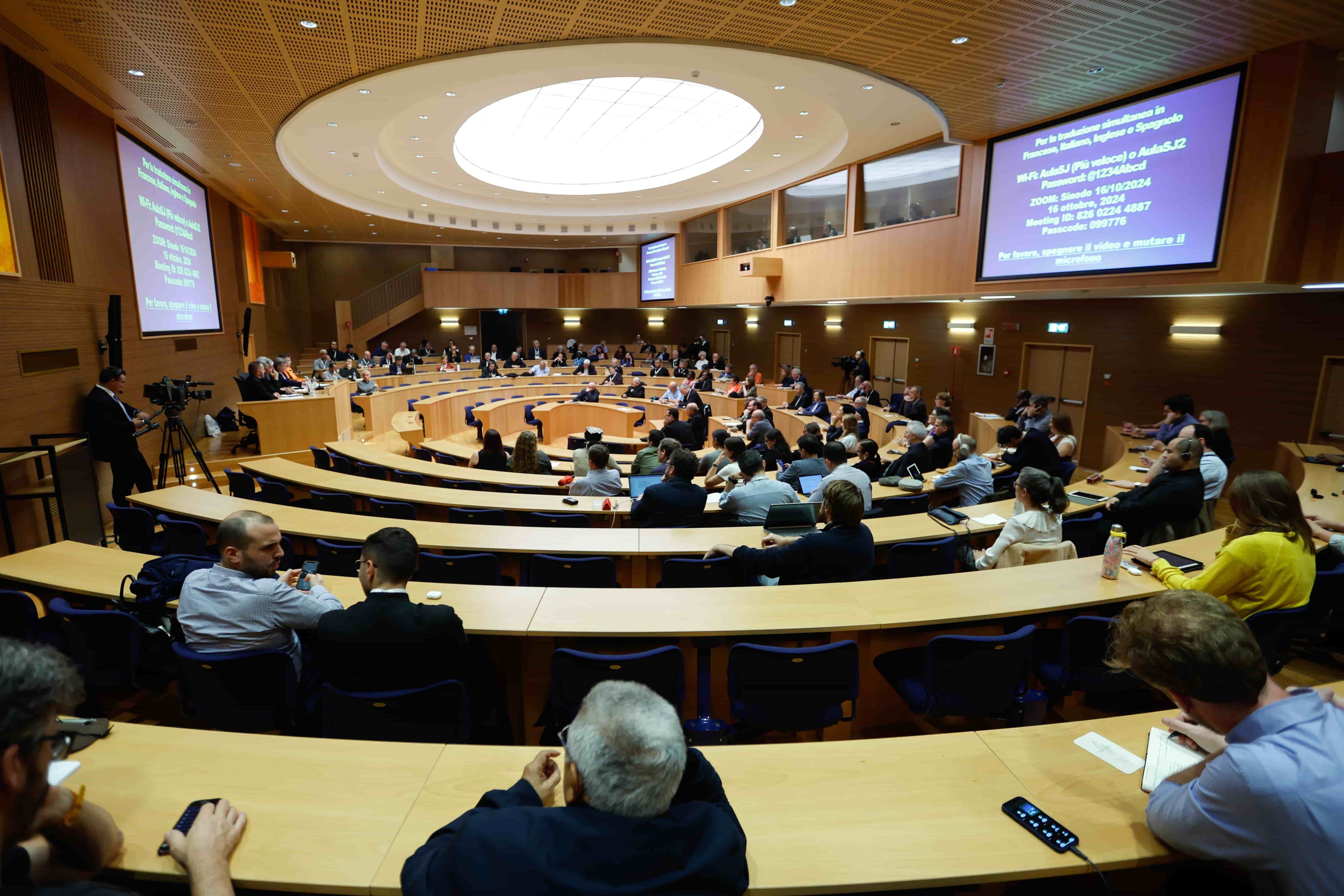 Synod explores relationship between local and… | Melbourne Catholic